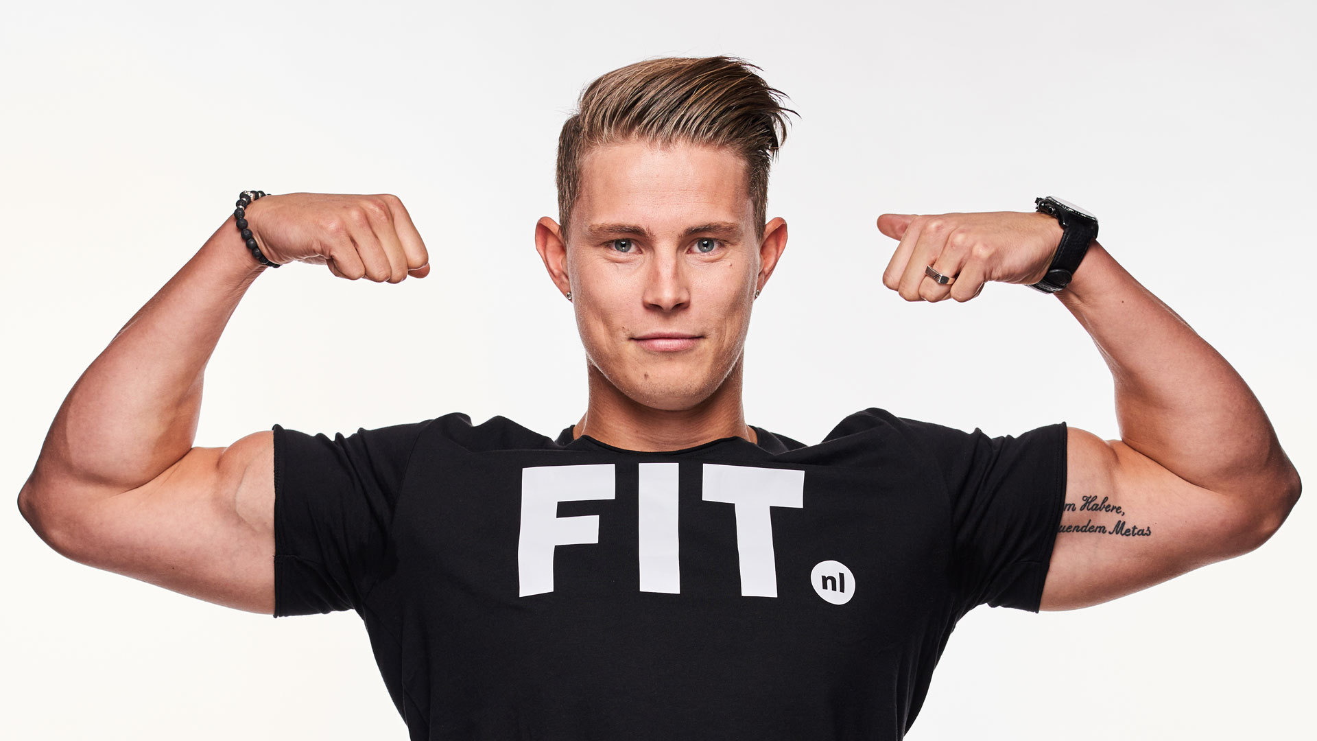 Hoeveel spiermassa kan je maximaal aankomen in 1 jaar? | FIT.nl