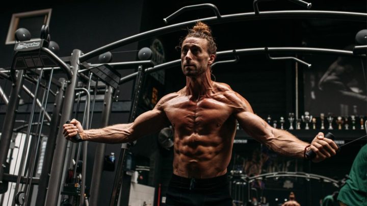 Lengthened partials: de oplossing voor meer spiergroei? - FIT.nl